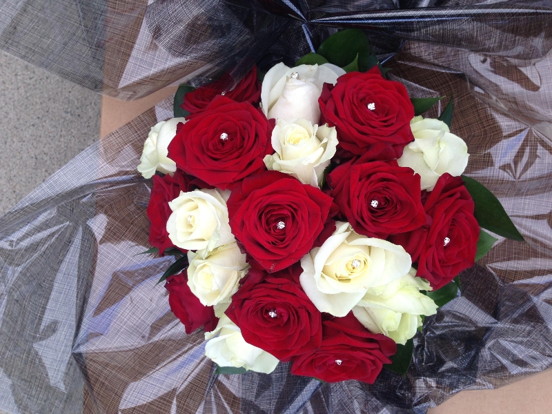 Wedding Flowers Package 2 – buy online or call 028 90740909